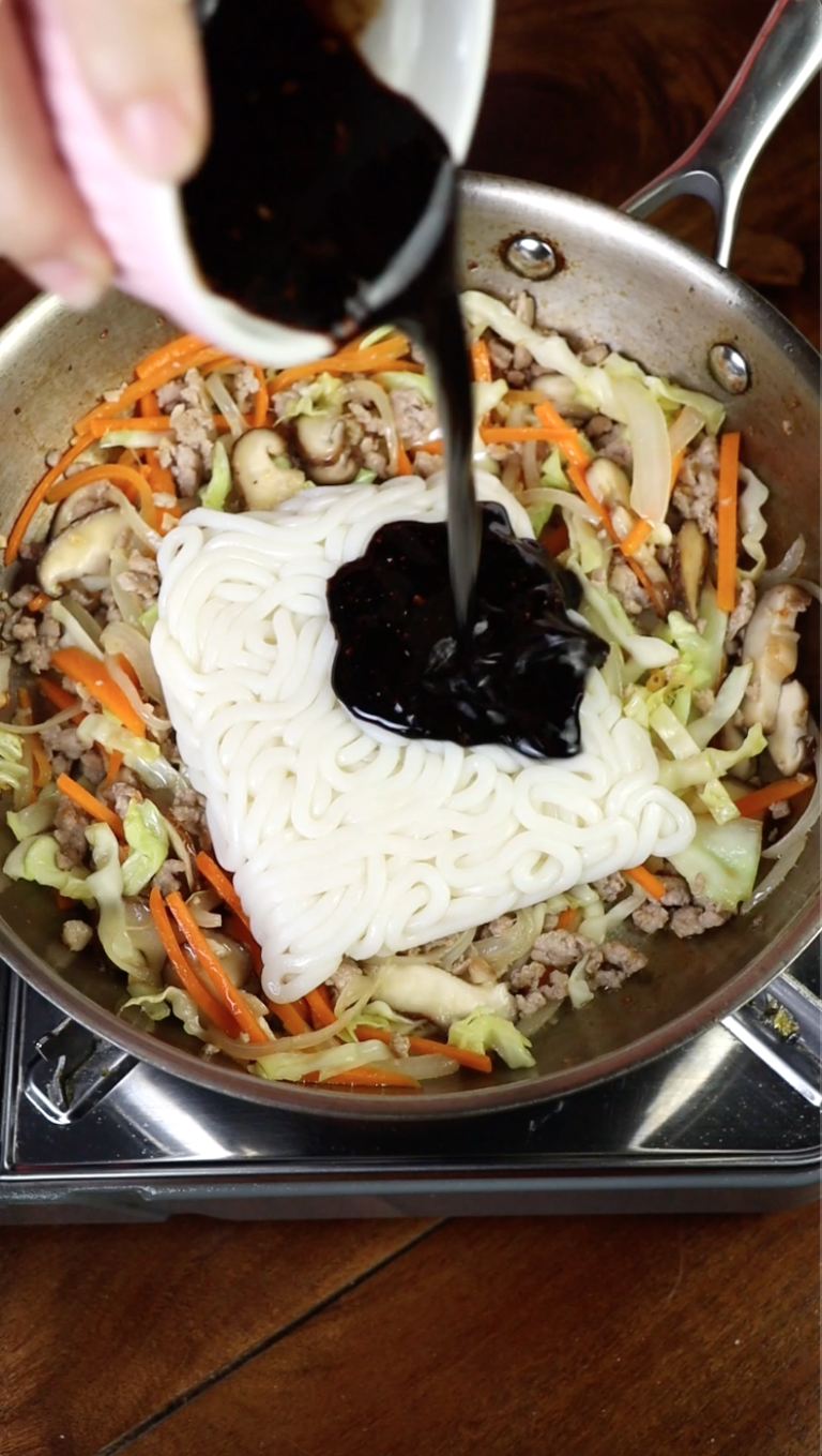 Super Tasty Ground Pork Udon - Another Food Lover