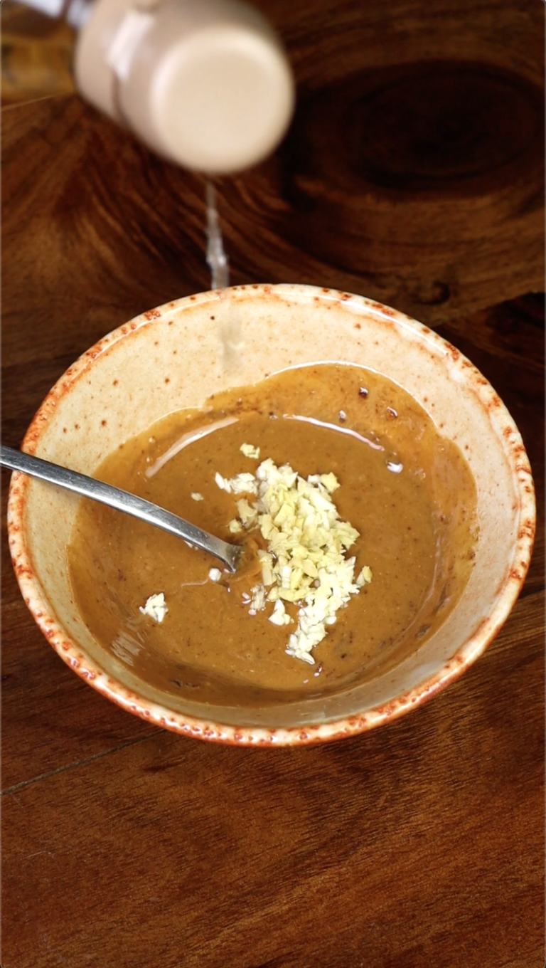 5-min Peanut Butter Noodles - Another Food Lover