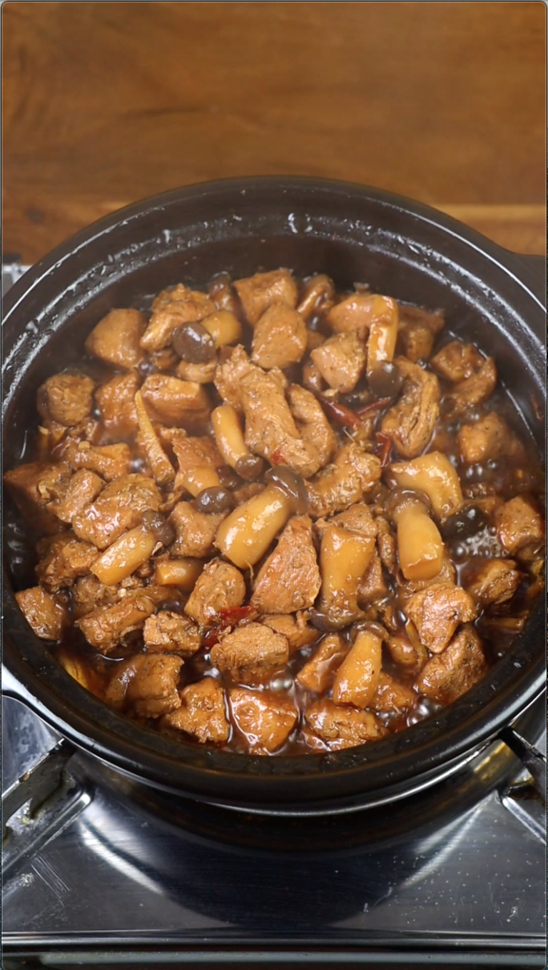 Braised Ginger Chicken Mushroom - Another Food Lover