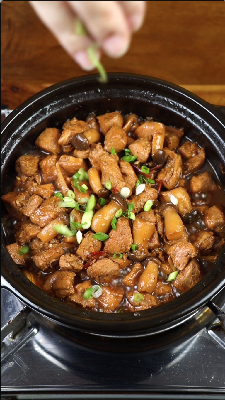 Braised Ginger Chicken Mushroom - Another Food Lover
